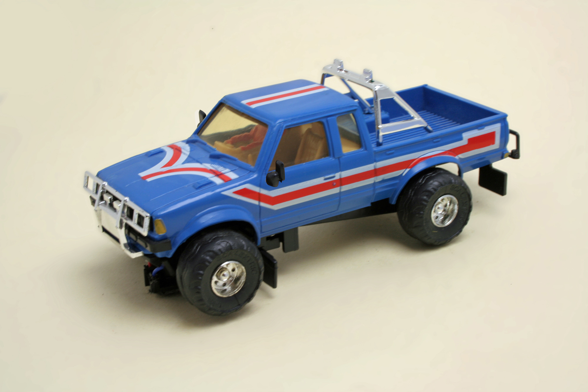 Datsun Trucks | Scalextric Ultimate Guide Books.com (formerly ...