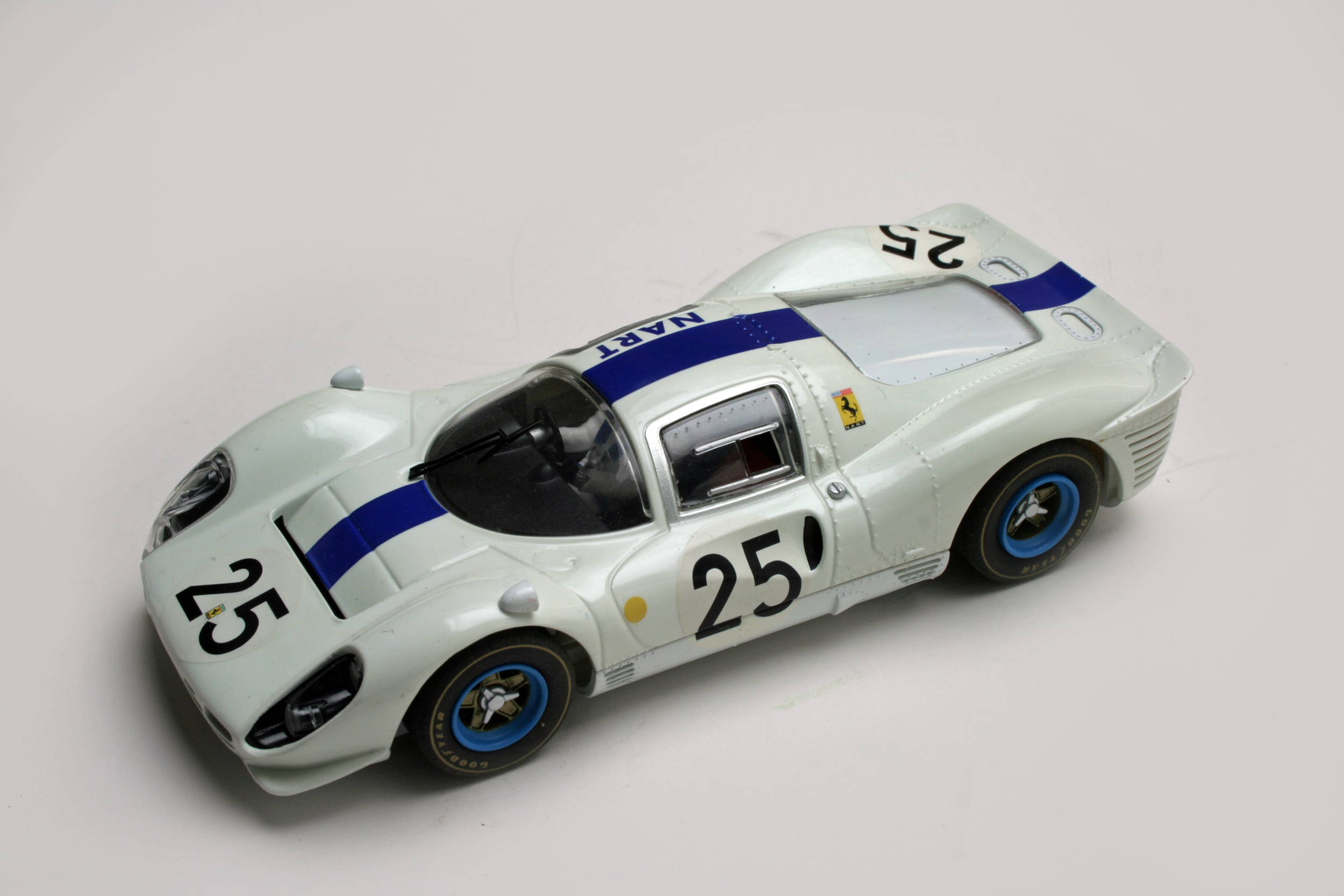 Ferrari 330 P3, P3/412P & 330 P4 | SUGB.co.uk